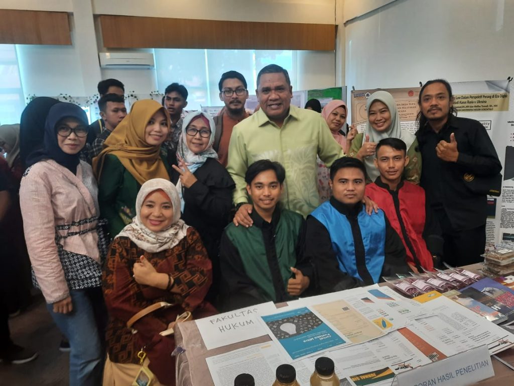 Fakultas Hukum UNG Ikut Andil dalam EXPO Penelitian dan Pengabdian UNG tahun 2023 - Fakultas Hukum